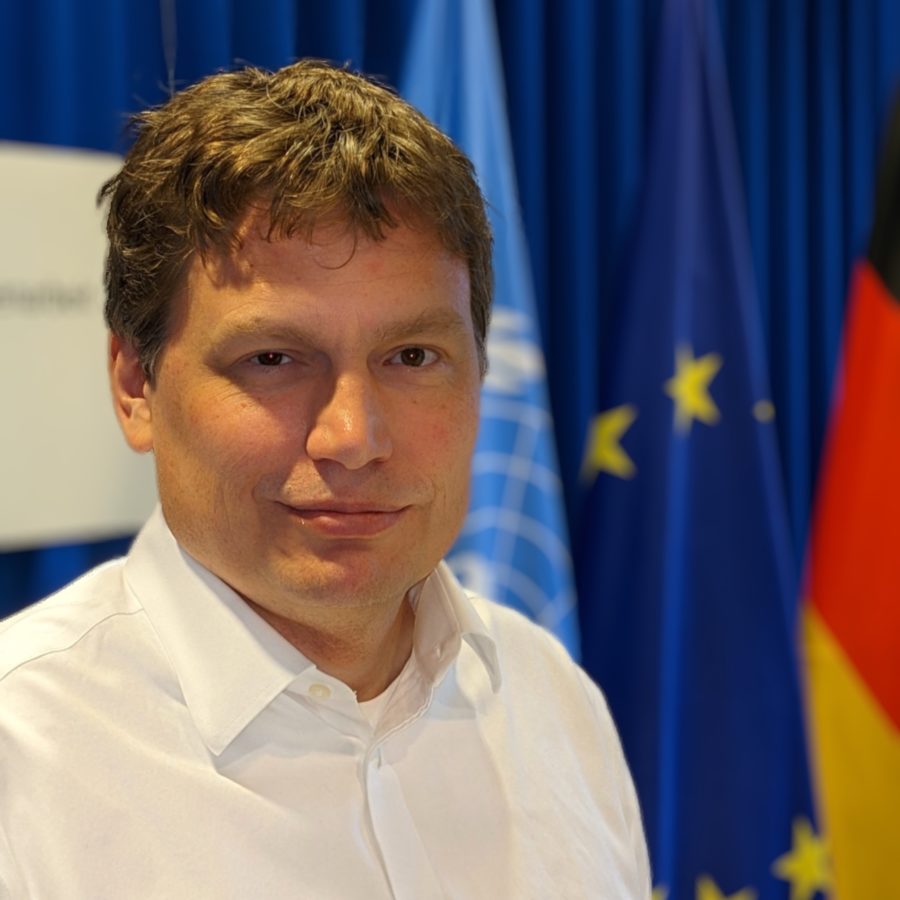 5 Questions for... Dr. Iliya Nickelt | BMZ Digital.Global