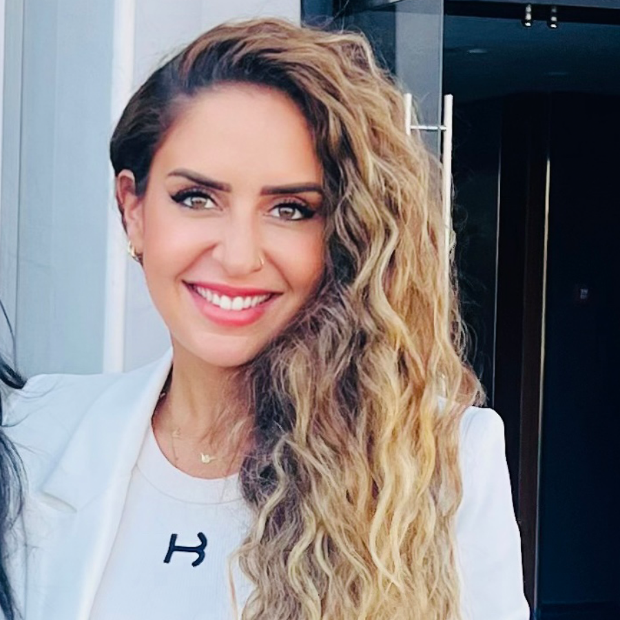 Mit Natalie Lama und Lara Assi einen Blick in die Zukunft der Kunst im ...